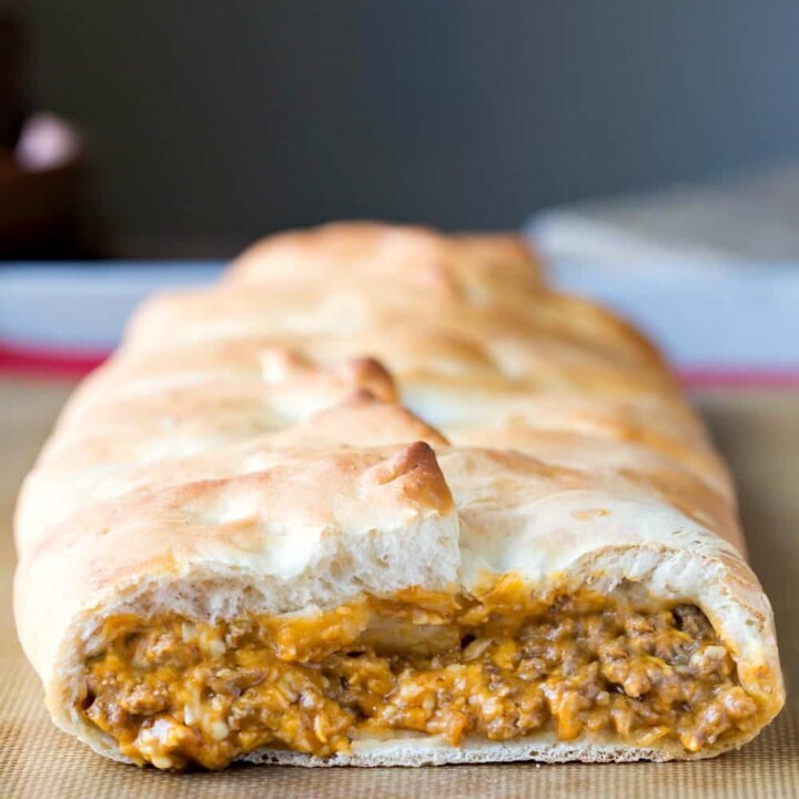Bacon Cheeseburger Braid - I Heart Eating