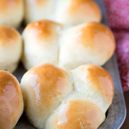 Big Soft Dinner Rolls - I Heart Eating