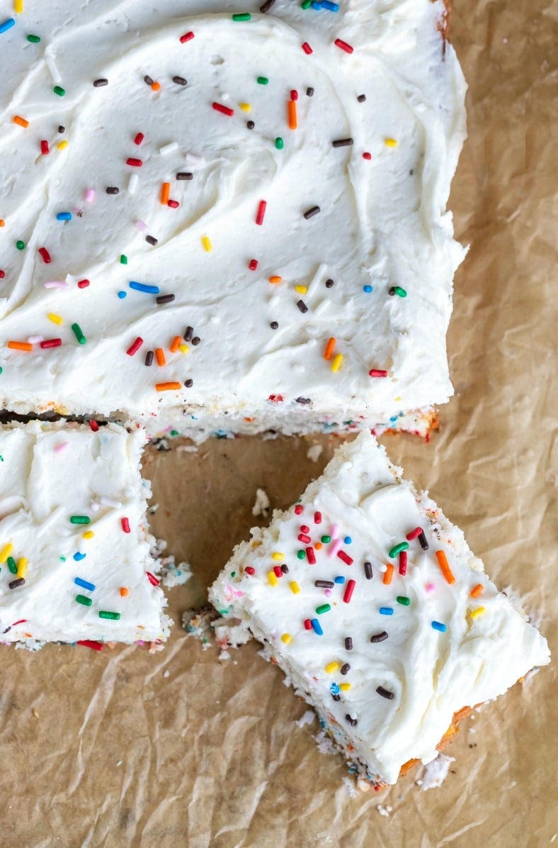 Homemade Funfetti Cake - I Heart Eating