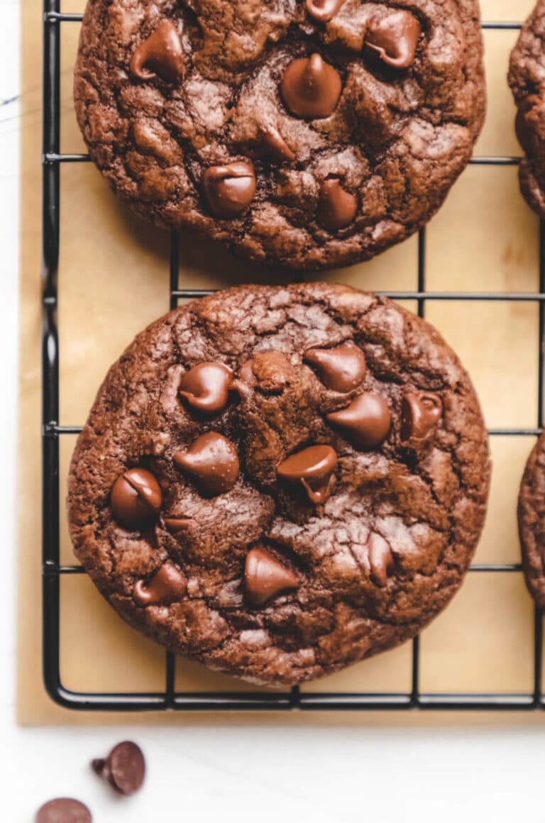 Easy Chocolate Chocolate Chip Cookies - I Heart Eating