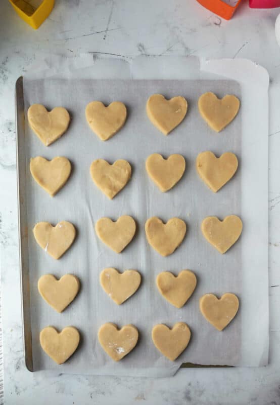 Valentine's Day Sugar Cookies - I Heart Eating