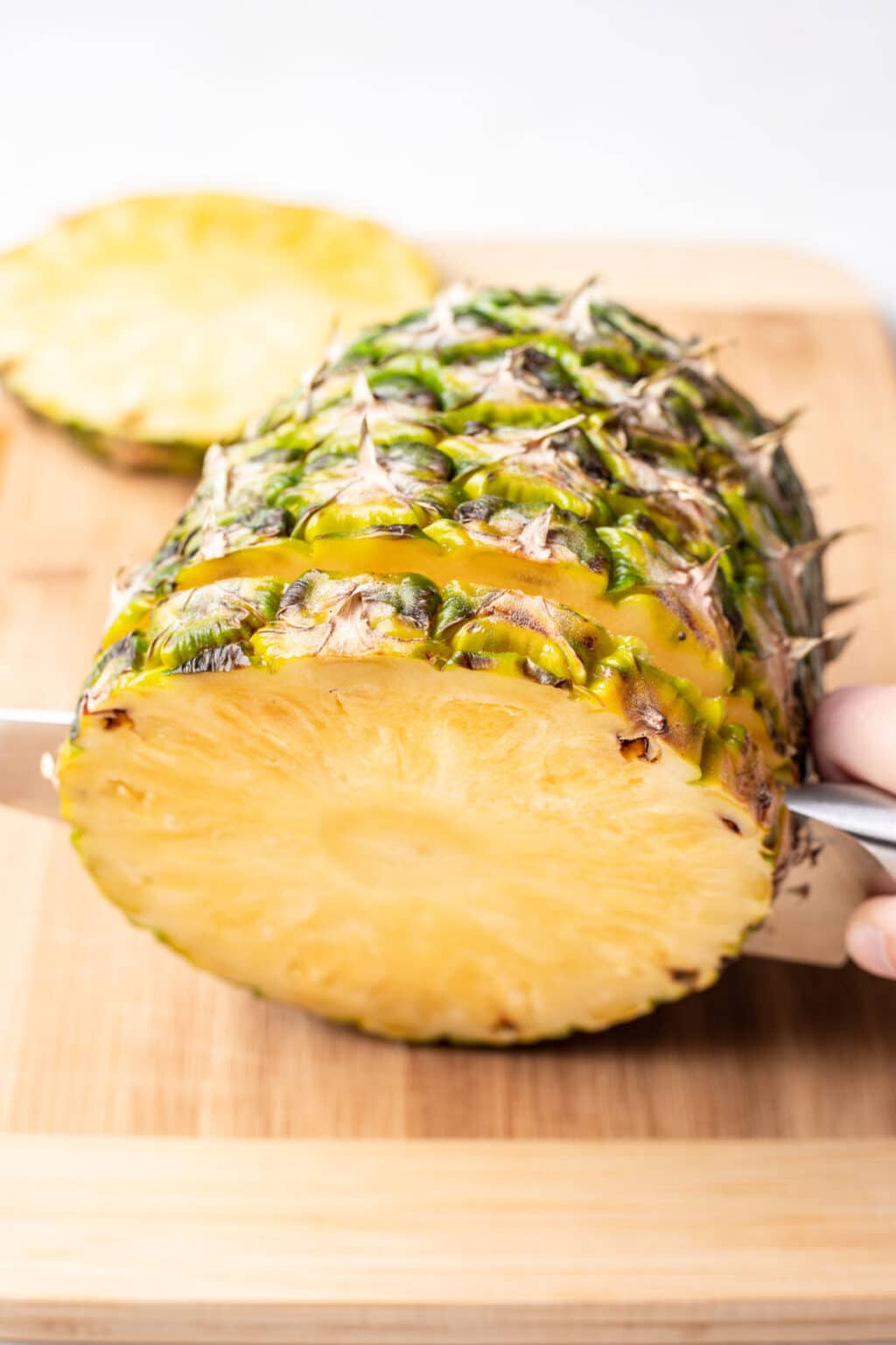 How to Cut a Pineapple - I Heart Eating