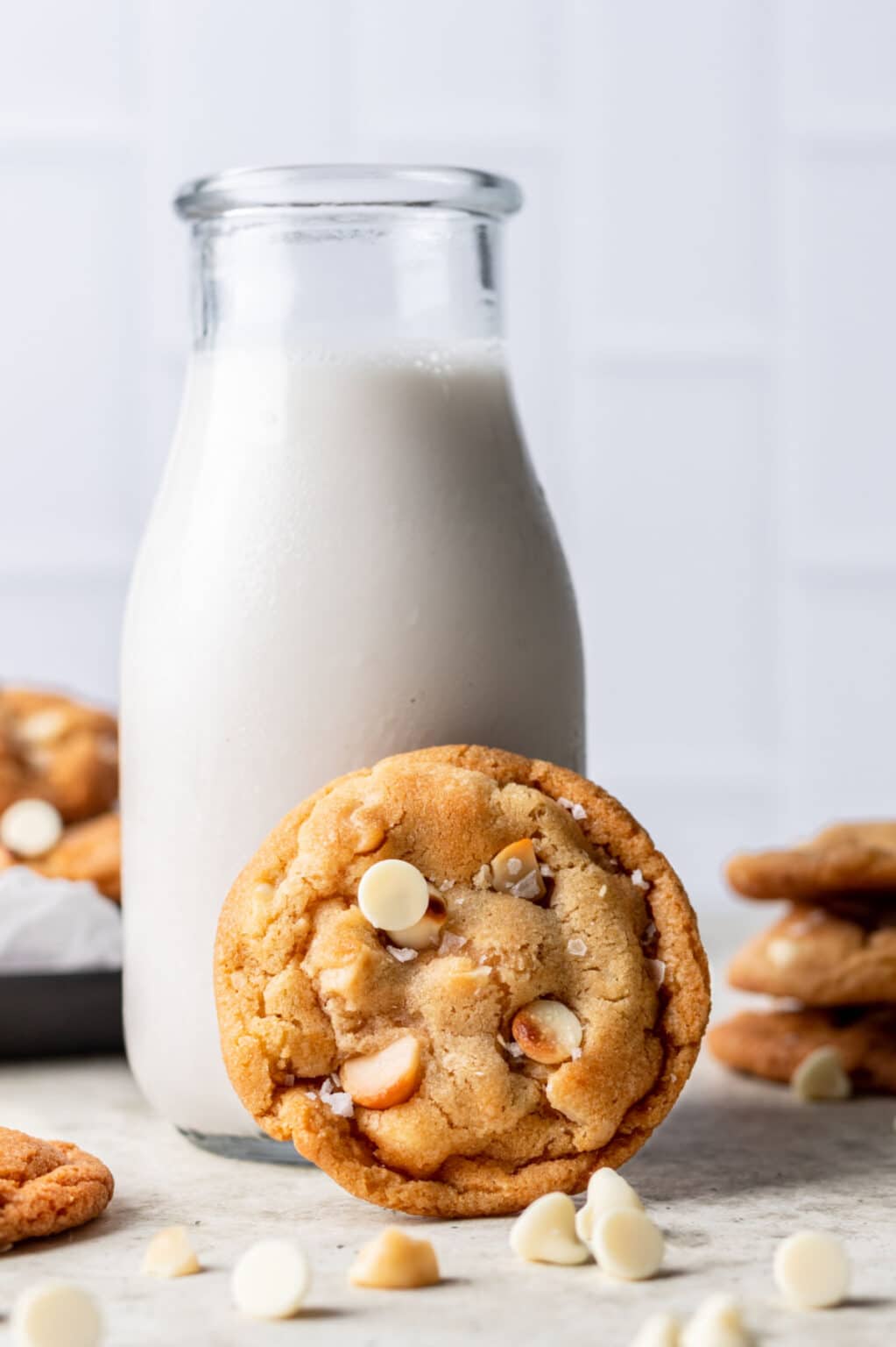 White Chocolate Macadamia Nut Cookies - I Heart Eating