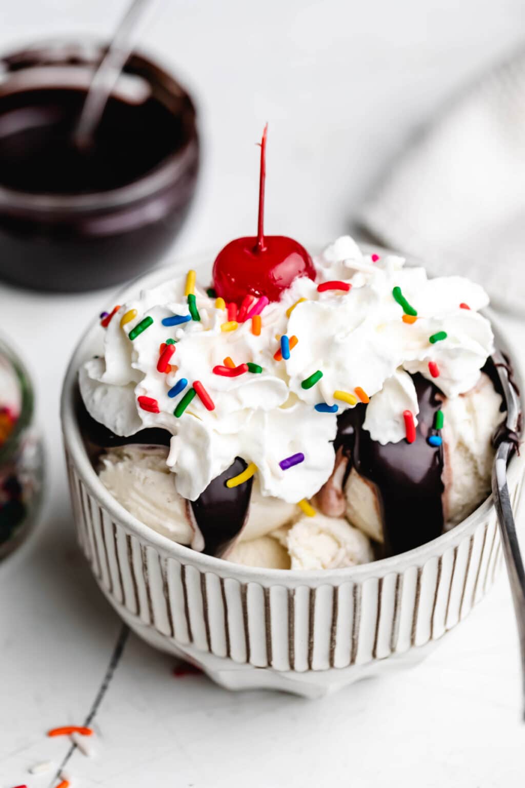 Hot Fudge Sauce - I Heart Eating