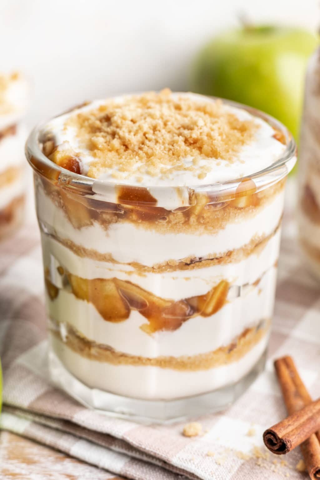 No Bake Apple Pie Parfaits - I Heart Eating
