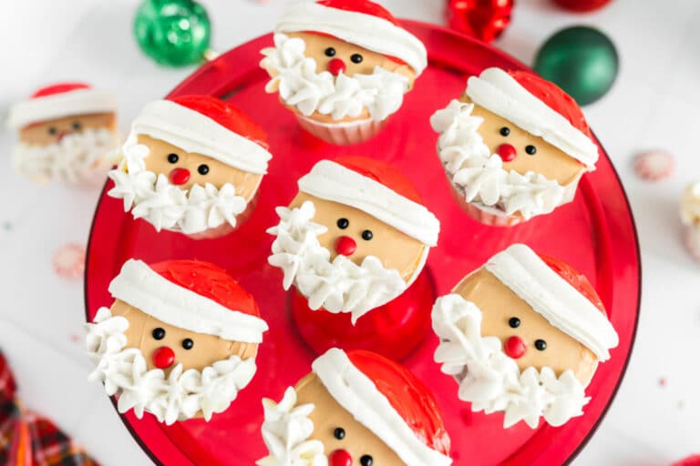 Santa Cupcakes - I Heart Eating