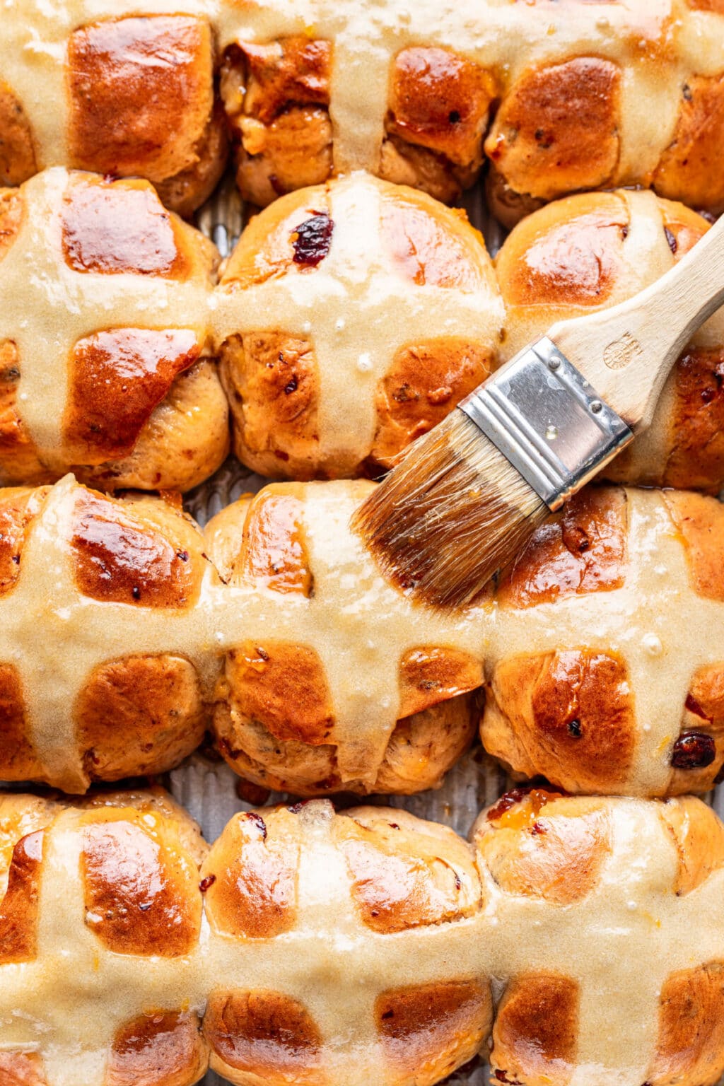 Hot Cross Buns Recipe - I Heart Eating