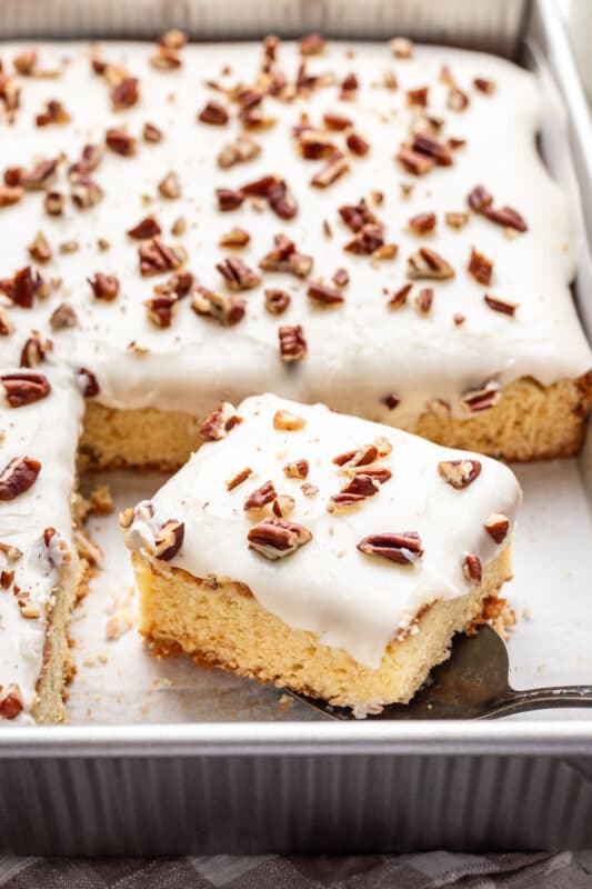 White Texas Sheet Cake - I Heart Eating